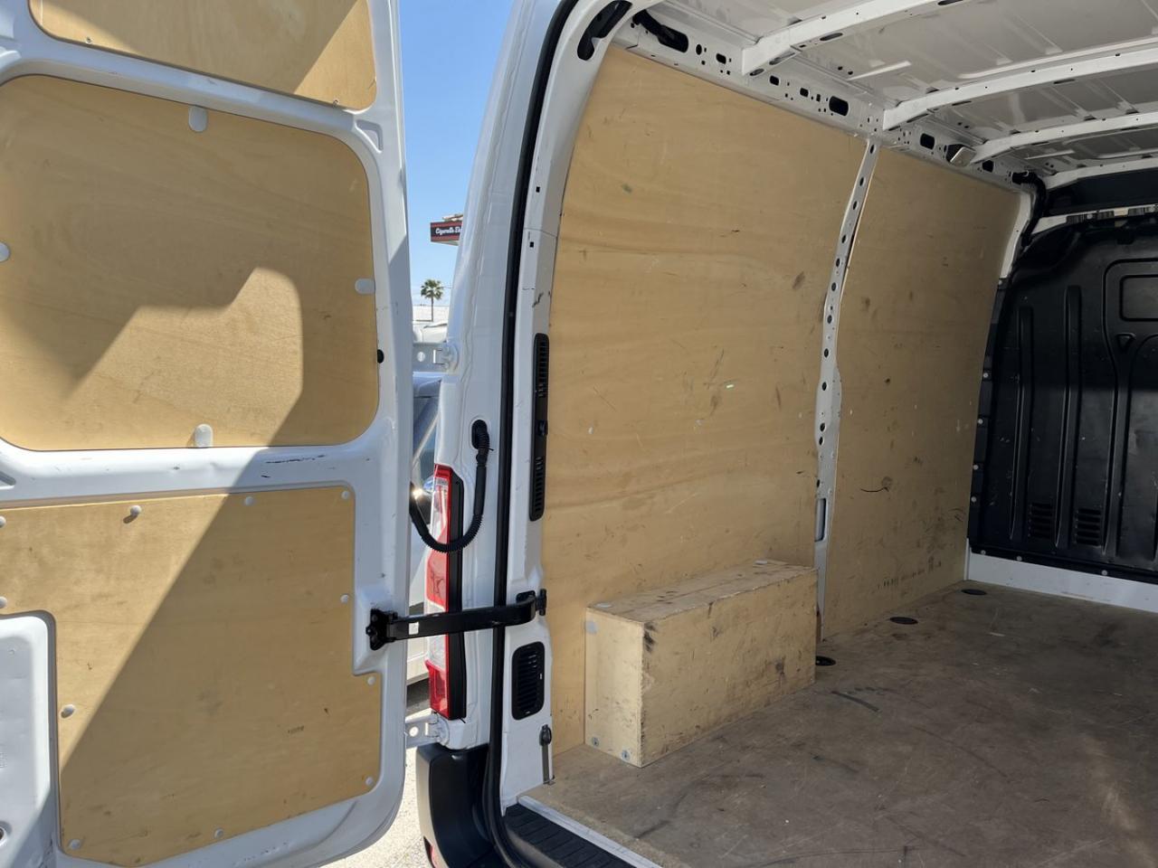 RENAULT Master Grand Confort F3300 L2H2 2.3 dCi - 135