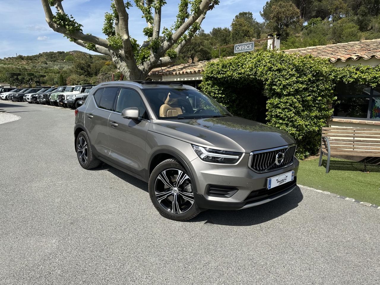 VOLVO HYBRID XC40 INSCRIPTION LUXE VAR PAS CHER CREDIT PACA