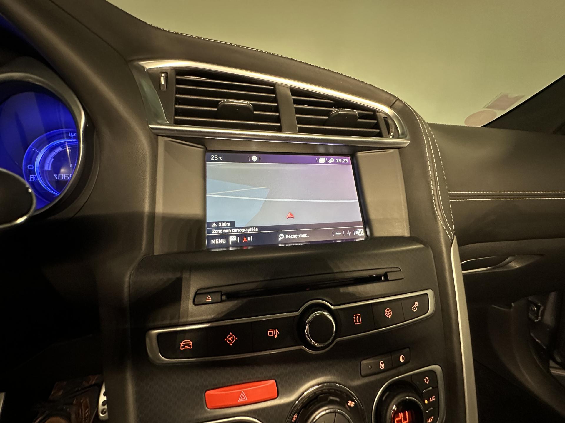 GARAGE GERARD - DS-DS4-DS4 1.2i PURETECH 130 Sport Chic XENON CAMERA GPS CAR PLAY REGULATEUR ...